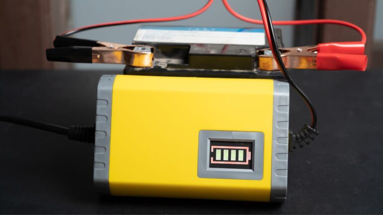 What is an Industrial Battery Charger: Components, Parameters, Features ...