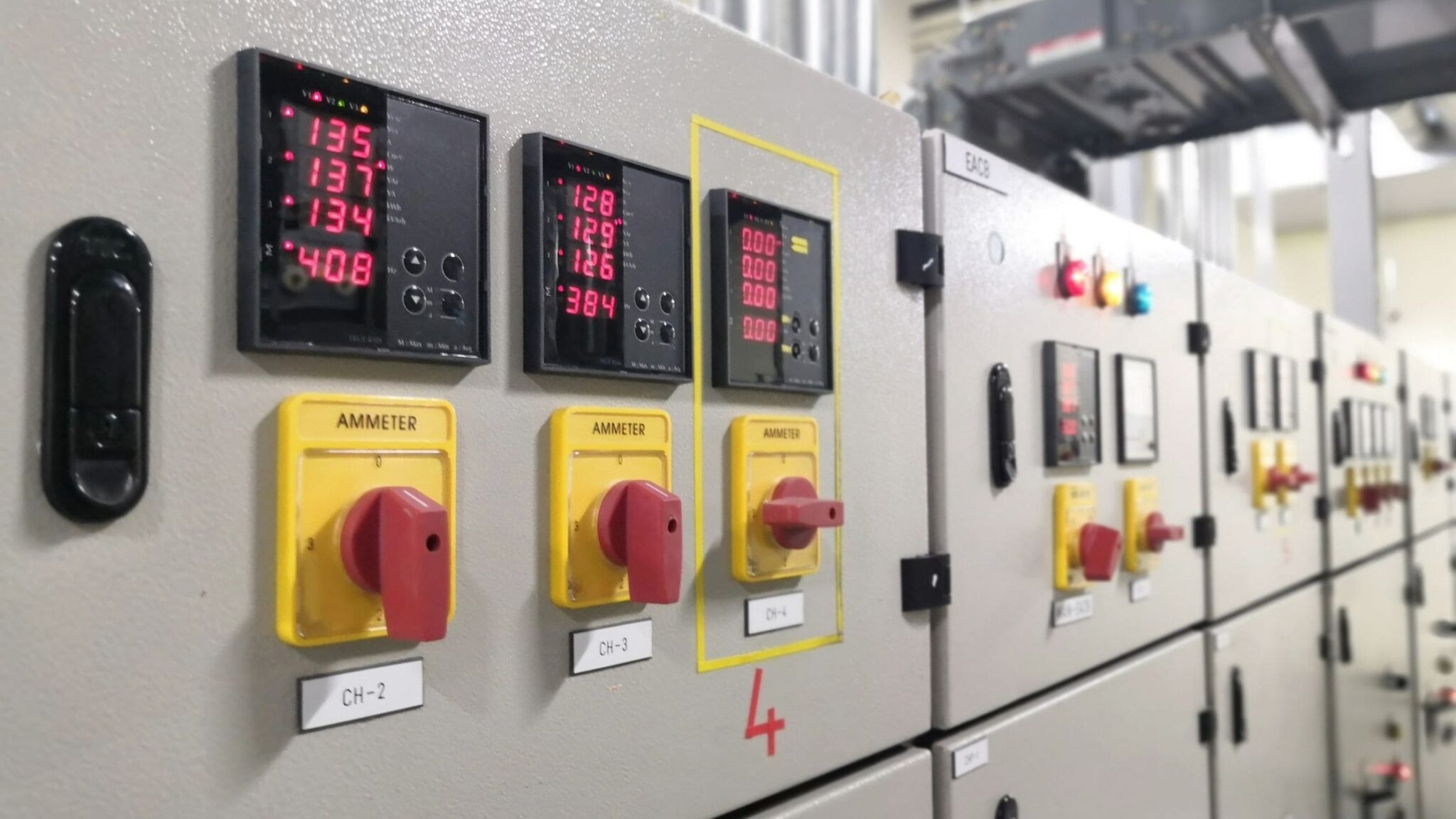 What is Three Phase Power: Definition, Working Method and Applications ...